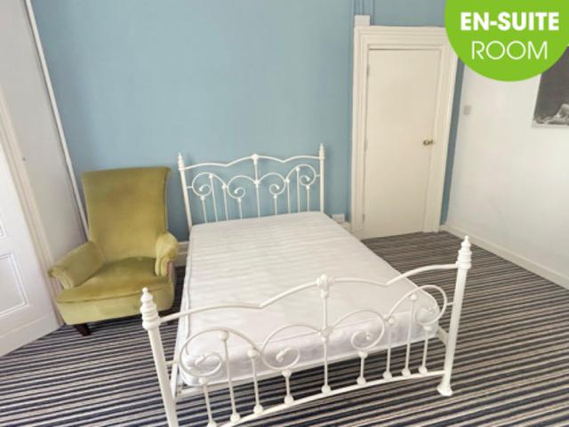 1 bedroom house of multiple occupation for rent in Newport Road, Cardiff, CF24