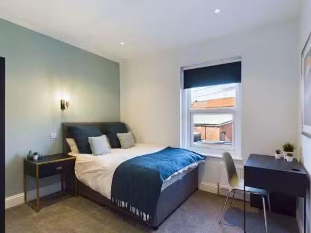1 bedroom house of multiple occupation for rent in Room 4, 73.