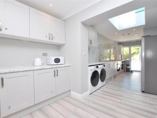 1 bedroom house of multiple occupation for rent in Southway, Guildford, Surrey, GU2