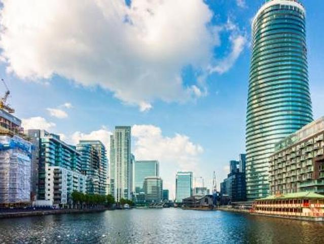 1 Bedroom House London England 96313626
