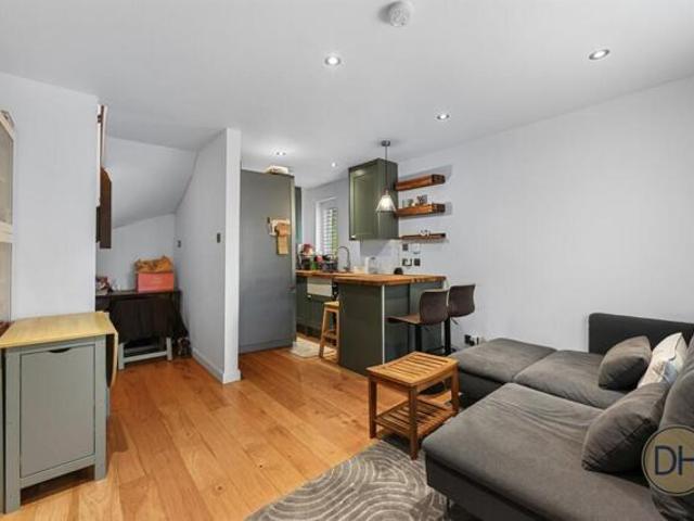 1 Bedroom House North Weald Bassett North Weald Bassett LS99773490