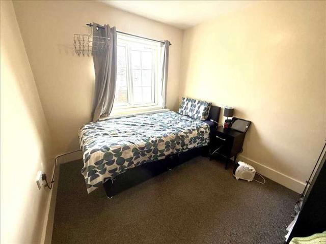 1 Bedroom House Share