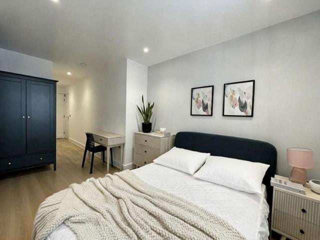 1 Bedroom House Share