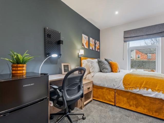 1 Bedroom House Share