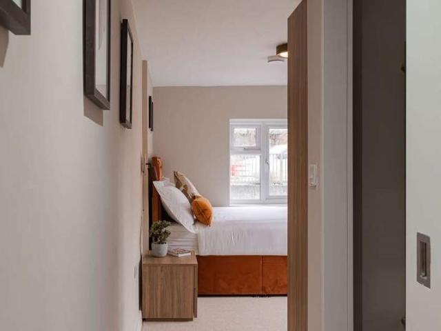 1 Bedroom House Share