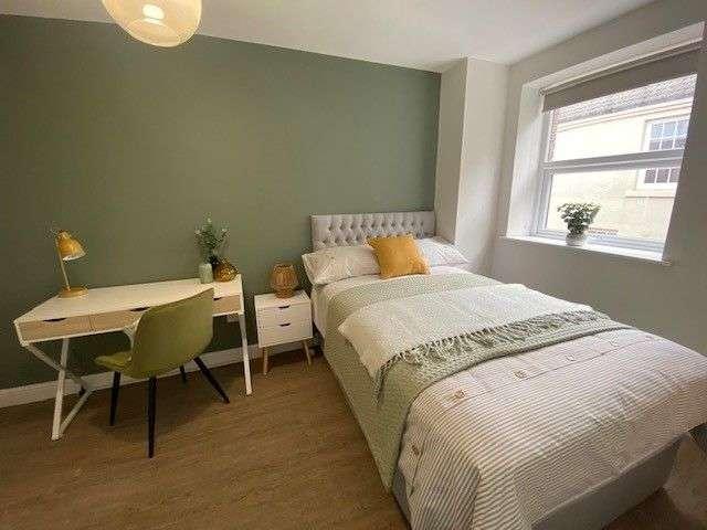 1 Bedroom House Share