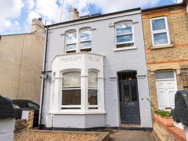1 Bedroom House Share