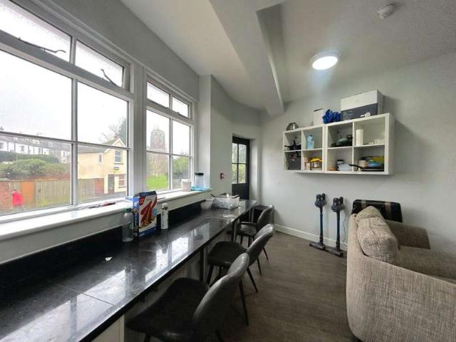 1 Bedroom House Share