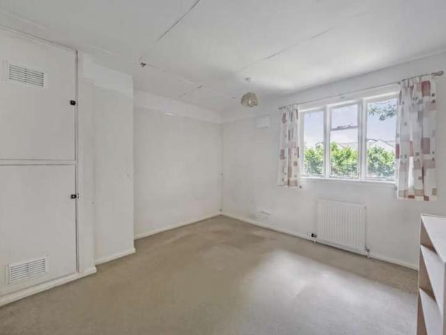 1 Bedroom House Share