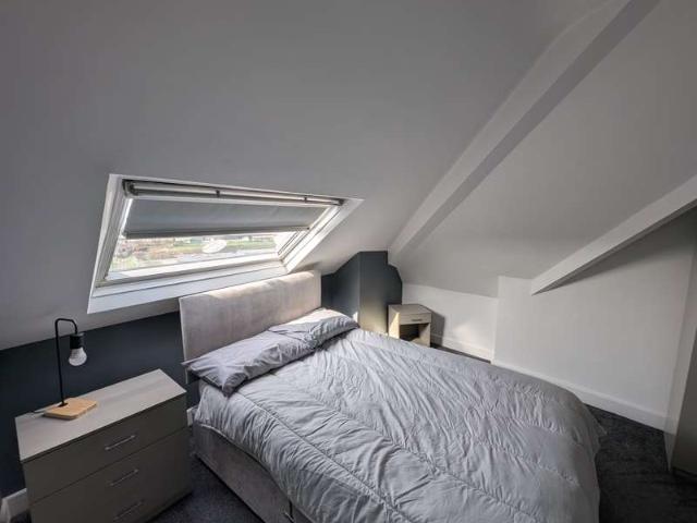 1 Bedroom House Share
