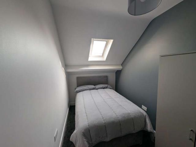 1 Bedroom House Share