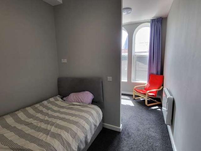 1 Bedroom House Share