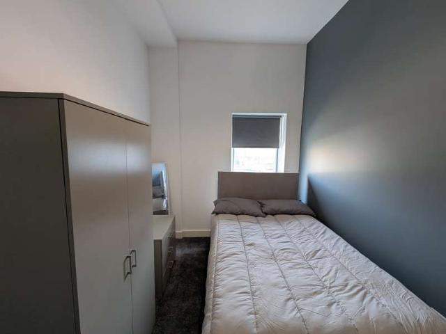 1 Bedroom House Share