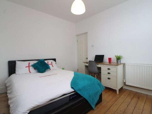 1 Bedroom House Share