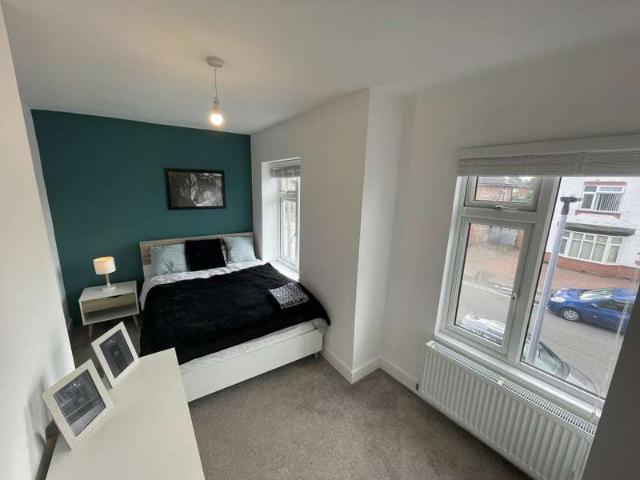 1 Bedroom House Share
