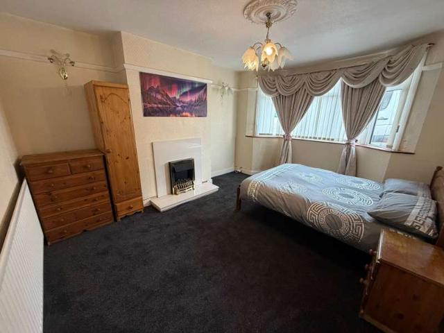 1 Bedroom House Share