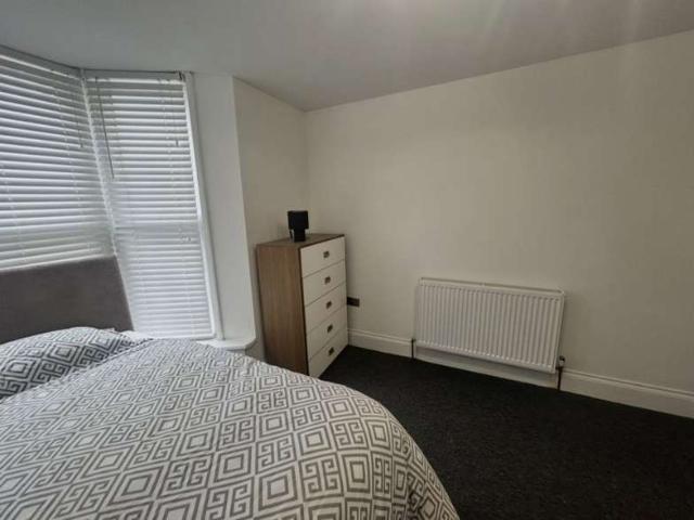 1 Bedroom House Share