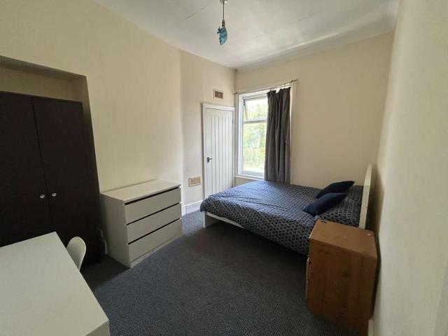 1 Bedroom House Share