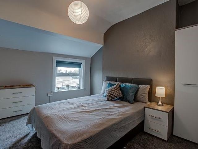 1 Bedroom House Share