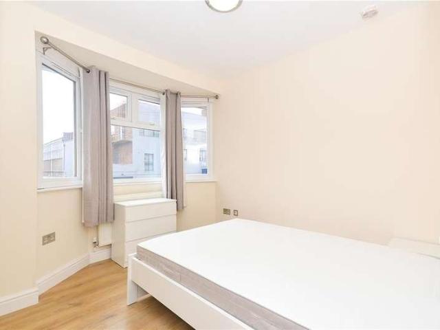 1 Bedroom House Share