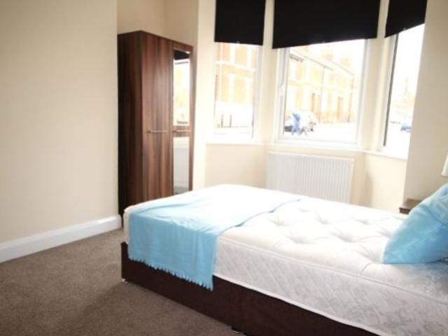 1 Bedroom House Share