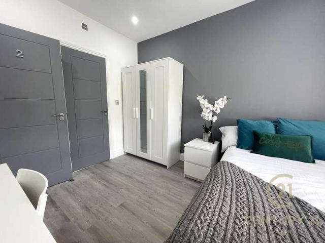 1 Bedroom House Share