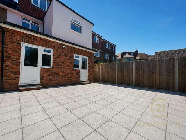 1 Bedroom House Share