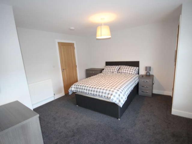 1 Bedroom House Share
