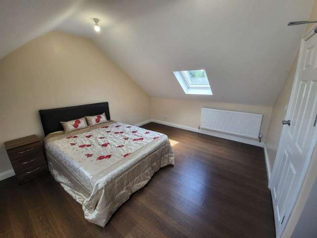 1 Bedroom House Share