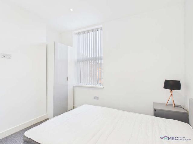 1 Bedroom House Share