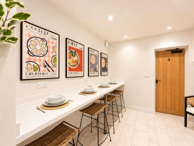 1 Bedroom House Share