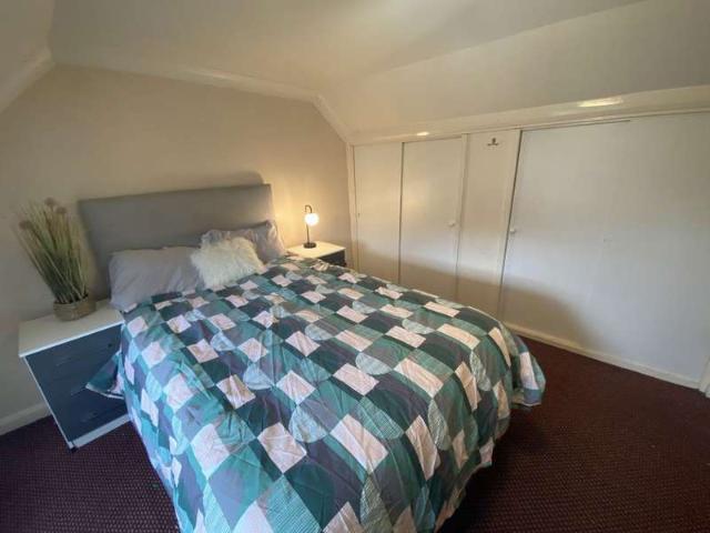 1 Bedroom House Share