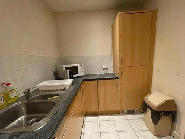 1 Bedroom House Share For Rent In 10 Jamestown Way