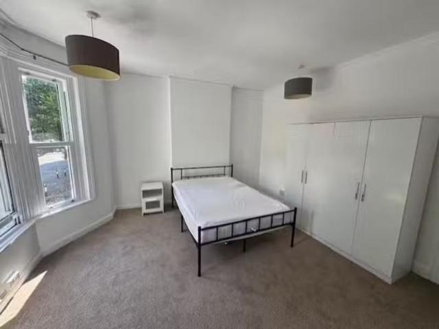 1 bedroom house share for rent in 127 Clive Road, Canton, CF5