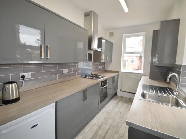 1 bedroom house share for rent in 16 Bowood Road, Ecclesall, S11