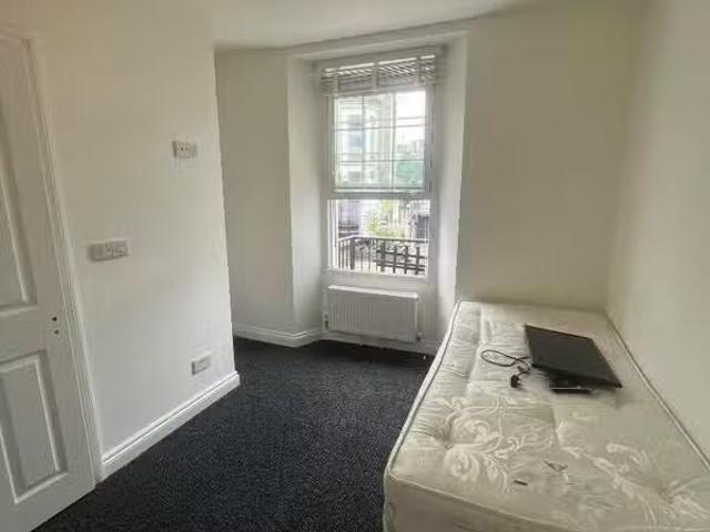 1 bedroom house share for rent in 1 Dean Lane, Bristol, BS3