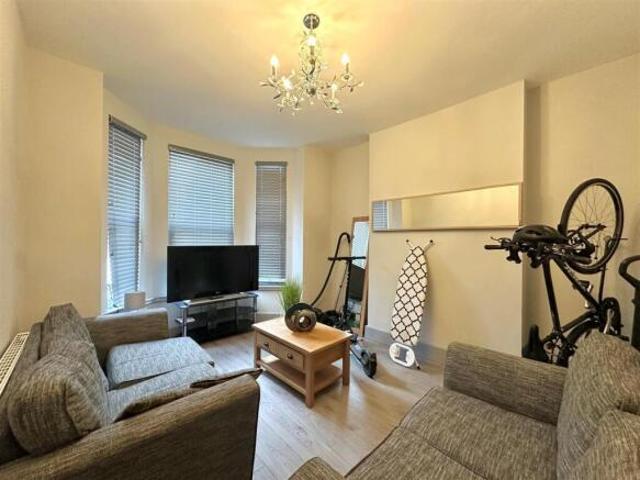 1 bedroom house share for rent in 25 Clarendon Road, M16