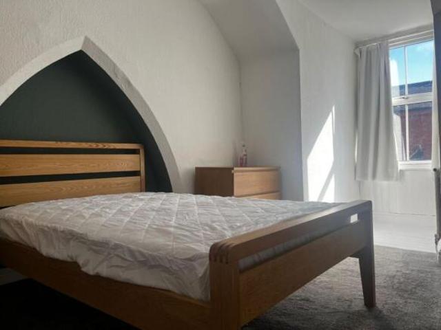 1 bedroom house share for rent in 25 Birrell Road Forest Fields, NG7