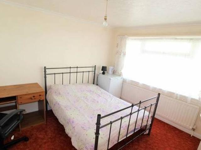1 bedroom house share for rent in 25 Meddon Street EX39