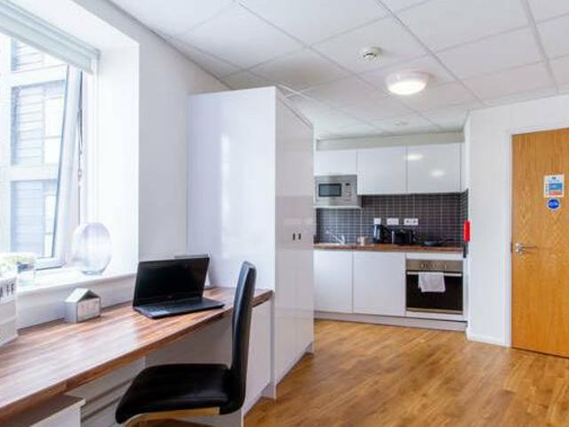 1 bedroom house share for rent in 49 Danesgate House Clasketgate Lincoln Lincoln LN2