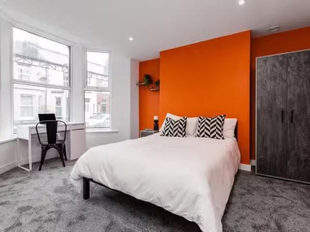 1 bedroom house share for rent in 4 Bed Avondale Road, Waver.