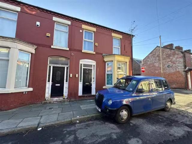 1 bedroom house share for rent in 5 bed Student Bishopgate S.