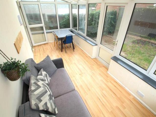 1 bedroom house share for rent in 5 Newsums Villas, Carholme Road, Lincoln, Lincolnshire, LN1 1SQ, LN1
