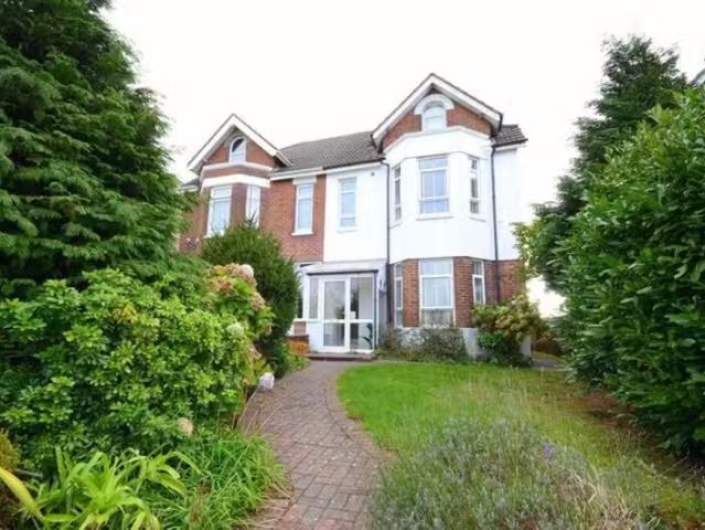 1 bedroom house share for rent in 76 Wimborne Road, Poole, BH15