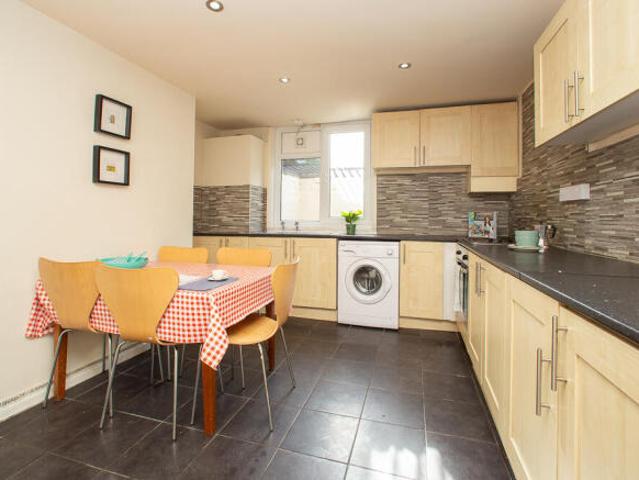 1 bedroom house share for rent in 81 Headingley Avenue, Headingley, Leeds, LS6 3ER, LS6