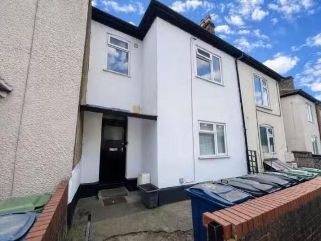 1 bedroom house share for rent in 96 Totteridge Road, High Wyc.