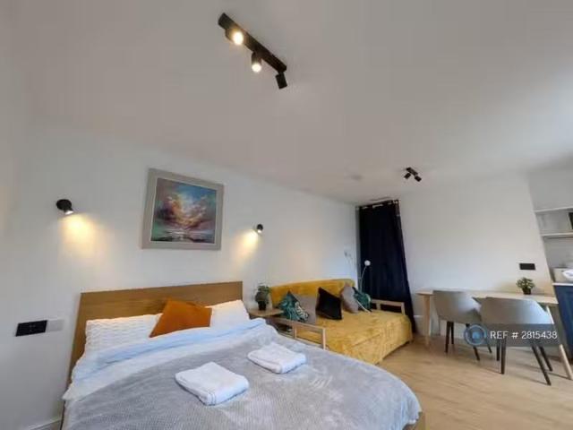 1 bedroom house share for rent in Coventry, Coventry, CV1