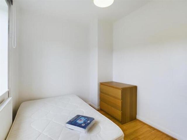 1 bedroom semi detached house for rent in Colbourne Avenue, Brighton, BN2