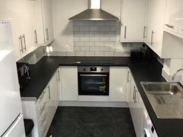 1 bedroom house share for rent in Cam Mead, AYLESBURY, HP21