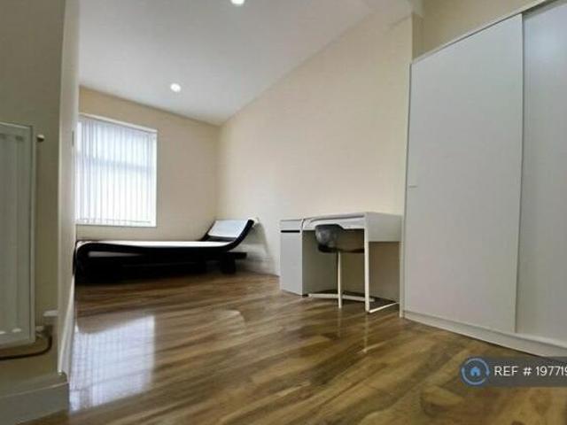 1 Bedroom House Share For Rent In Cardiff
